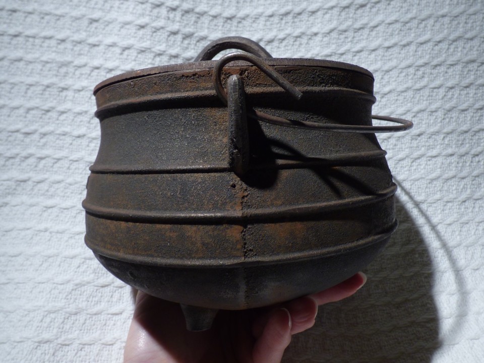 Vintage Falkirk Cast Iron South African Potjie Cauldron Cooking Pot ¾ ...