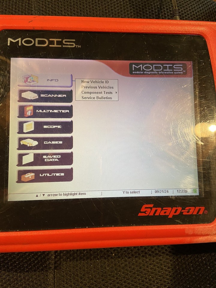 Snap On Modis Diagnostic Tool Code Reader EEMS300 With Tons Of Extras ...