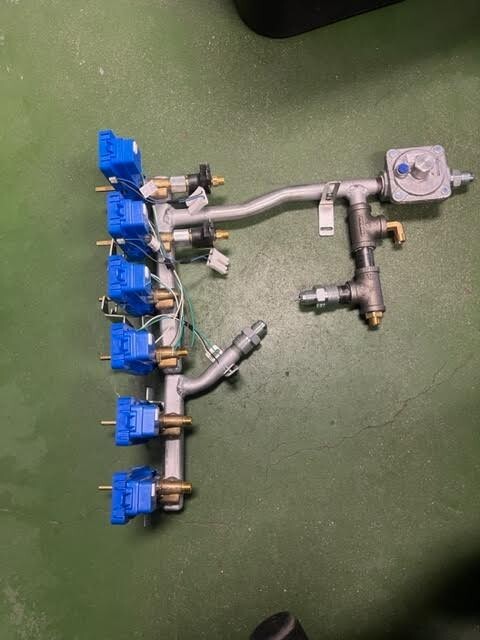 SLIGHTLY USED THERMADOR OR BOSCH RANGE GAS VALVES LOT OF 6 AND RELAY ...