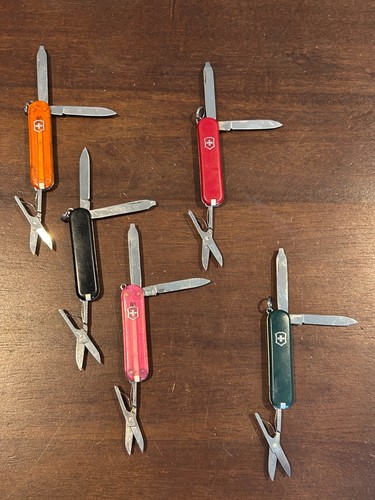 LOT of FIVE (5) Victorinox Swiss Army Knife CLASSIC SD Keychain Multi ...