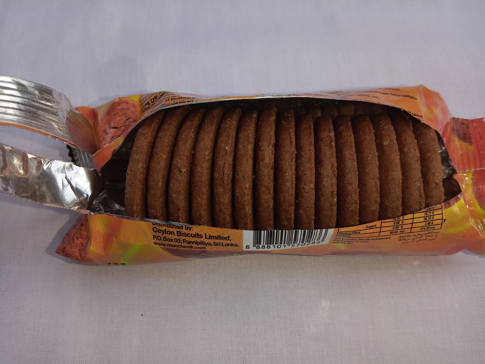 Munchee ginger biscuit 100% natural 85g cylon flavored round tea time ...