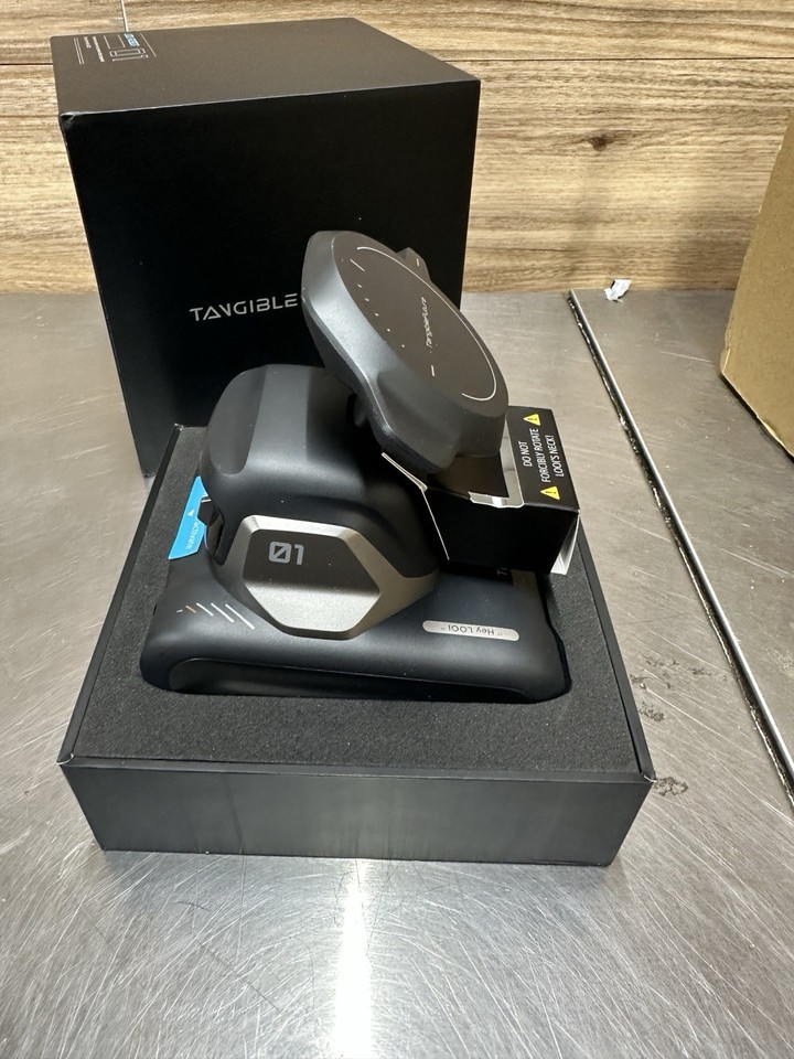 LOOI Robot 01 Desktop AI Robot Pet for Smartphone - New Open Box | eBay