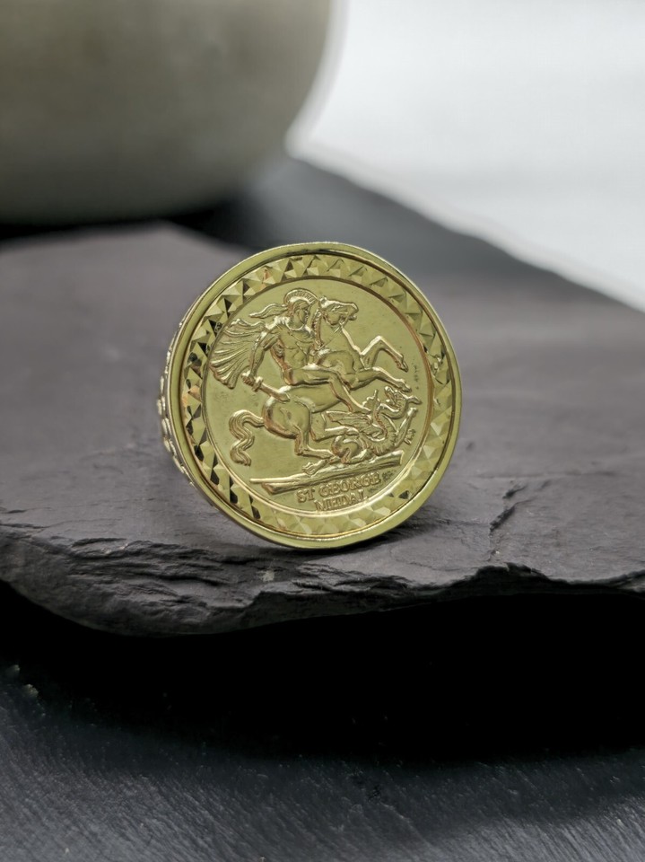 New Solid 9ct Yellow Gold Signet Full Sovereign Coin Ring size V ...