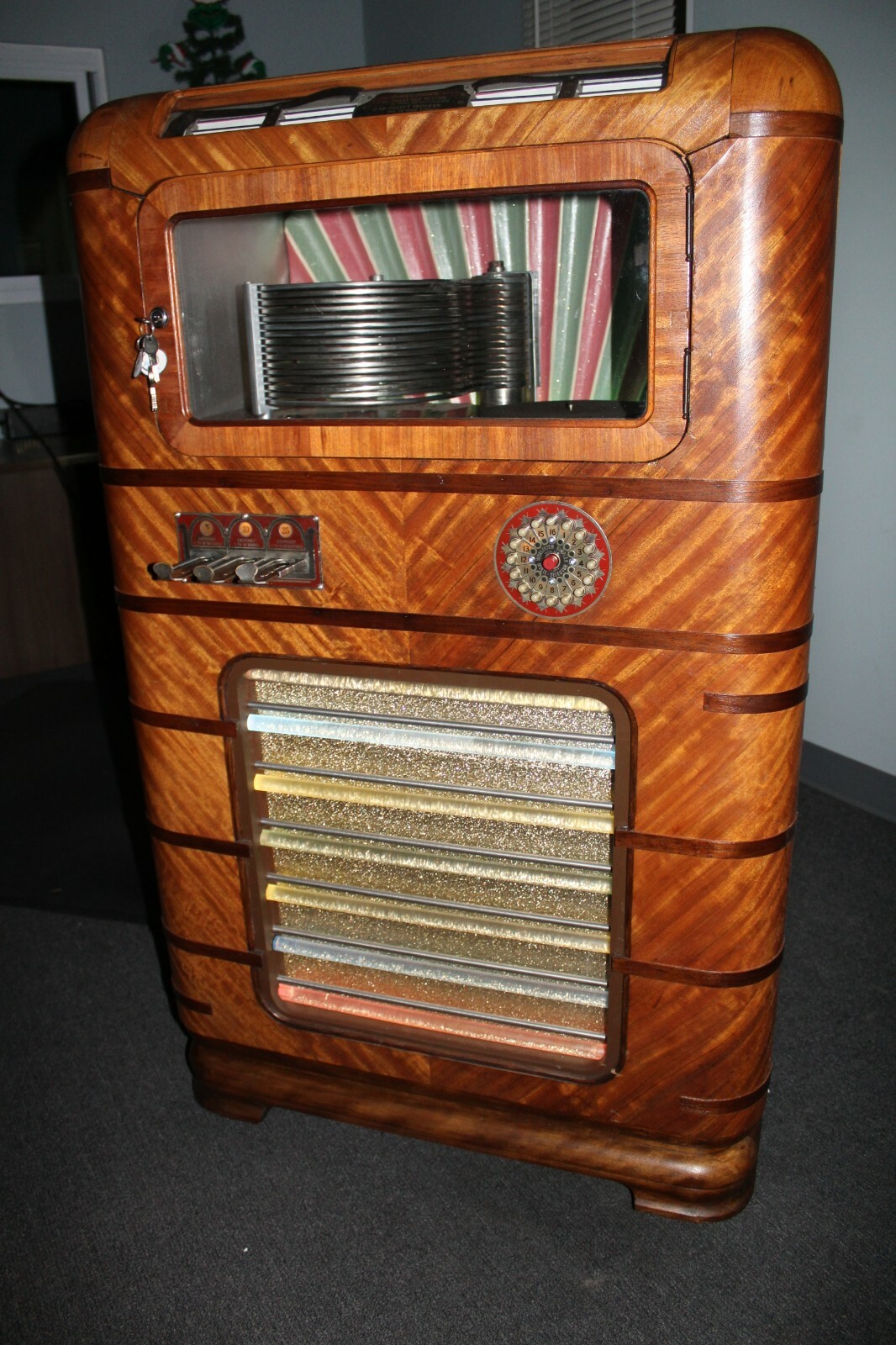 Original 1937 Wurlitzer 616A Jukebox restored 2022 / Light wheel ...