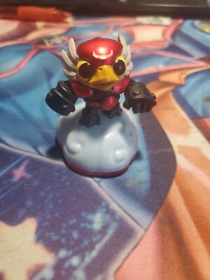 Power punch Pet Vac red Mini Eagle Baby Skylanders Trap Team Air ...