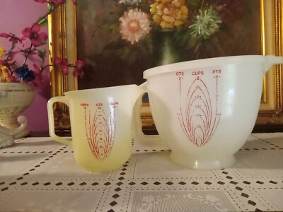 Vintage 2pc. Tupperware 8 Cup Mix-N-Stor and 2 Cup Measuring Cup | eBay
