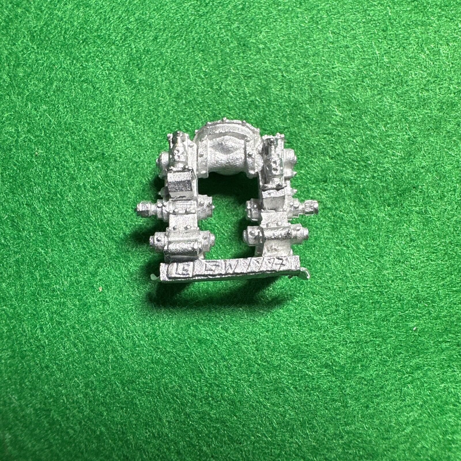 Warhammer 40K Gorkamorka Bionic Bionik Bits Deluxe Legs Metal Ork Games ...