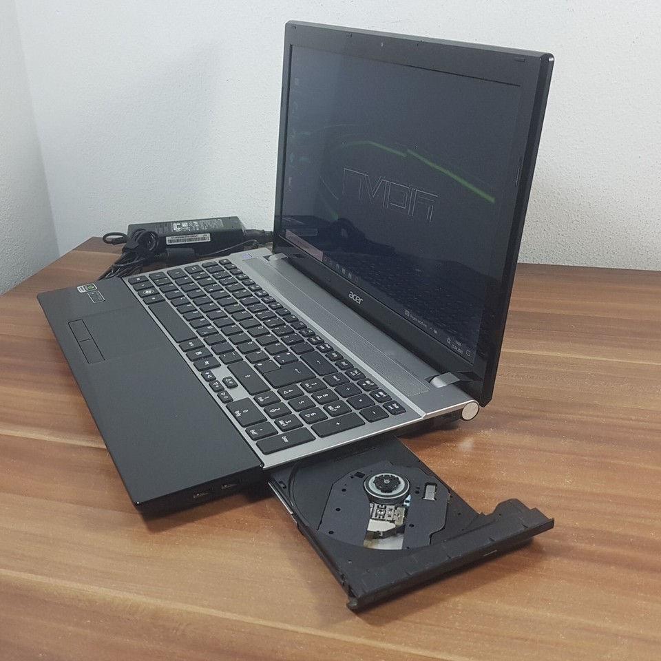Gaming Acer V3-571G i5 3,1GHz 8GB SSD 256GB nVidia GeForce GT 630M ...