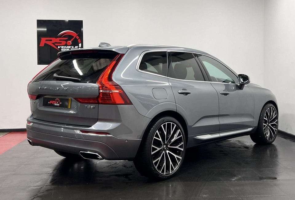 VOLVO XC60 2.0h T8 Twin Engine 10.4kWh Inscription Pro SUV 5dr Petrol ...