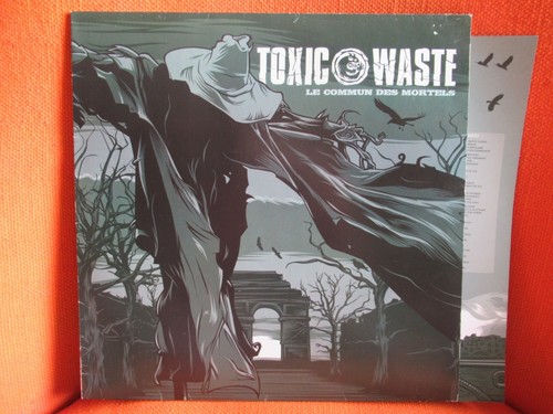 VINYL 33T – TOXIC WASTE : LE COMMUN DES MORTELS – PUNK ROCK FRANCE ...