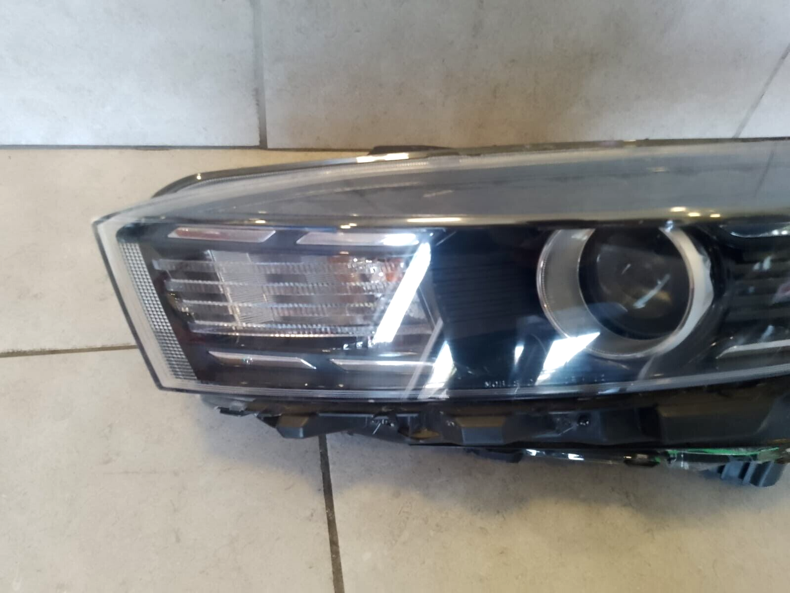OEM 2022 2023 Kia Forte LH Left Driver Side Headlight Halogen ...