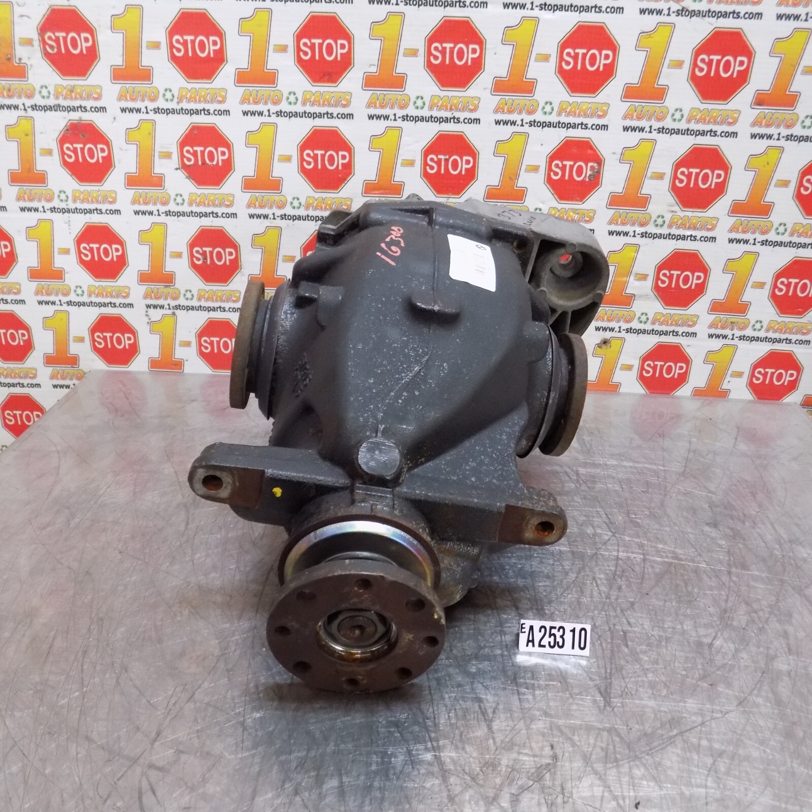 2006 BMW 325i REAR AXLE DIFFERENTIAL CARRIER ASSEMBLY 33-10-7-566-180 ...