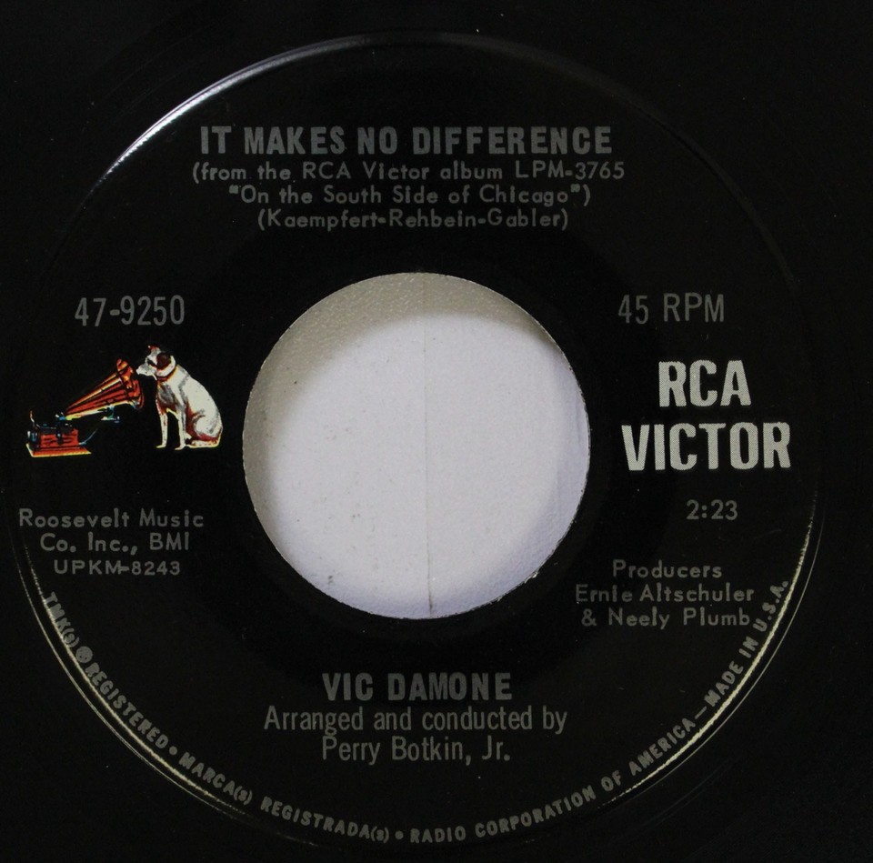 Pop 45 Vic Damone - I'Ll Sleep Tonight / It Makes No Difference On Rca ...