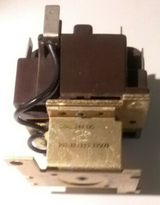 Relays - 24 Volt Dc