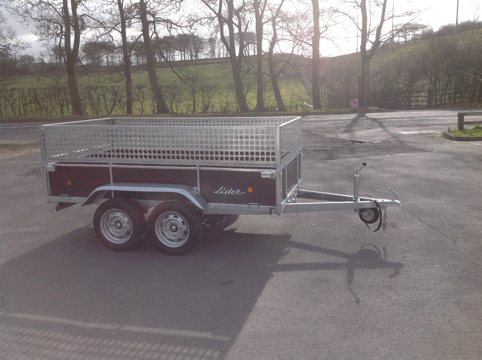 Lider 8 x 4 Twin Axle 750 kg Unbraked Trailer with Mesh sides ...