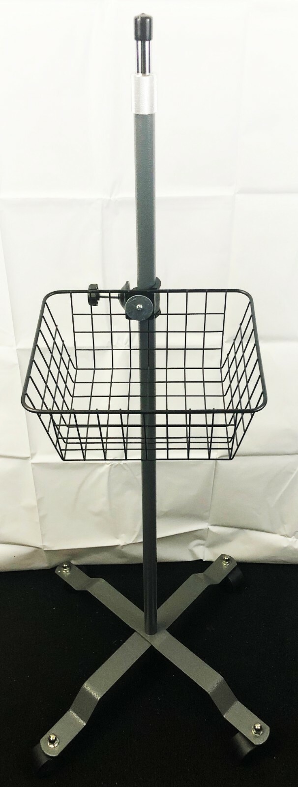 Vital Signs Monitor Rolling Mobile IV Pole Basket Stand Datascope ...