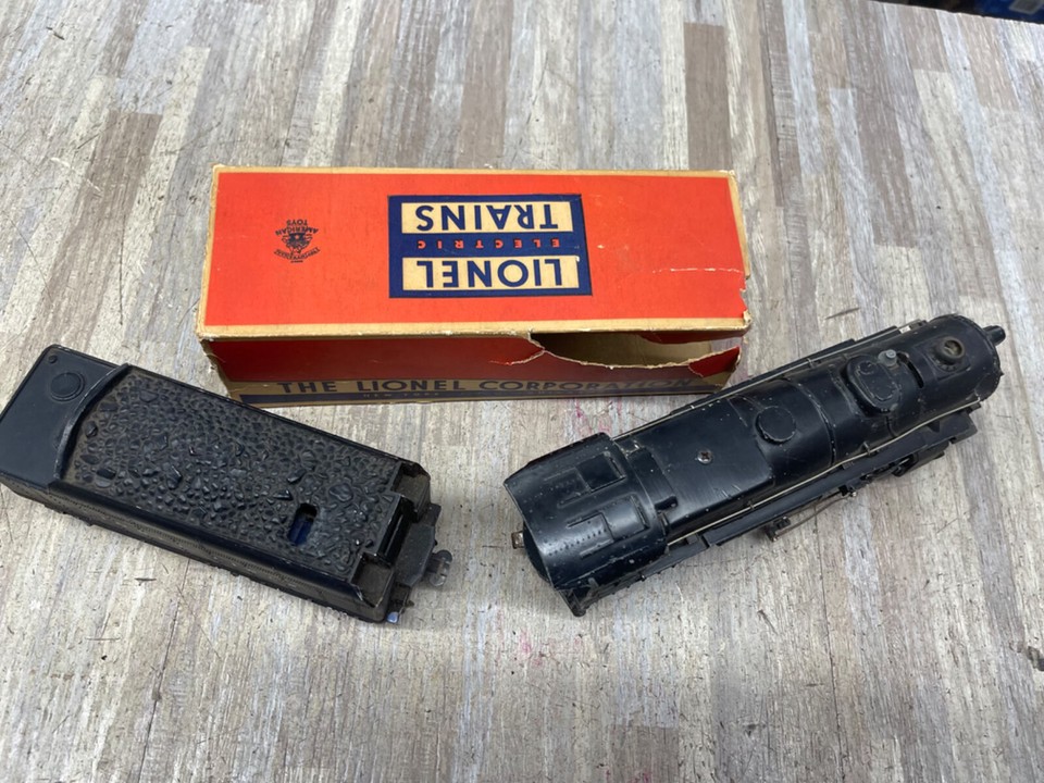 LIONEL 2035 LOCOMOTIVE & 6466W TENDER 1950S | eBay
