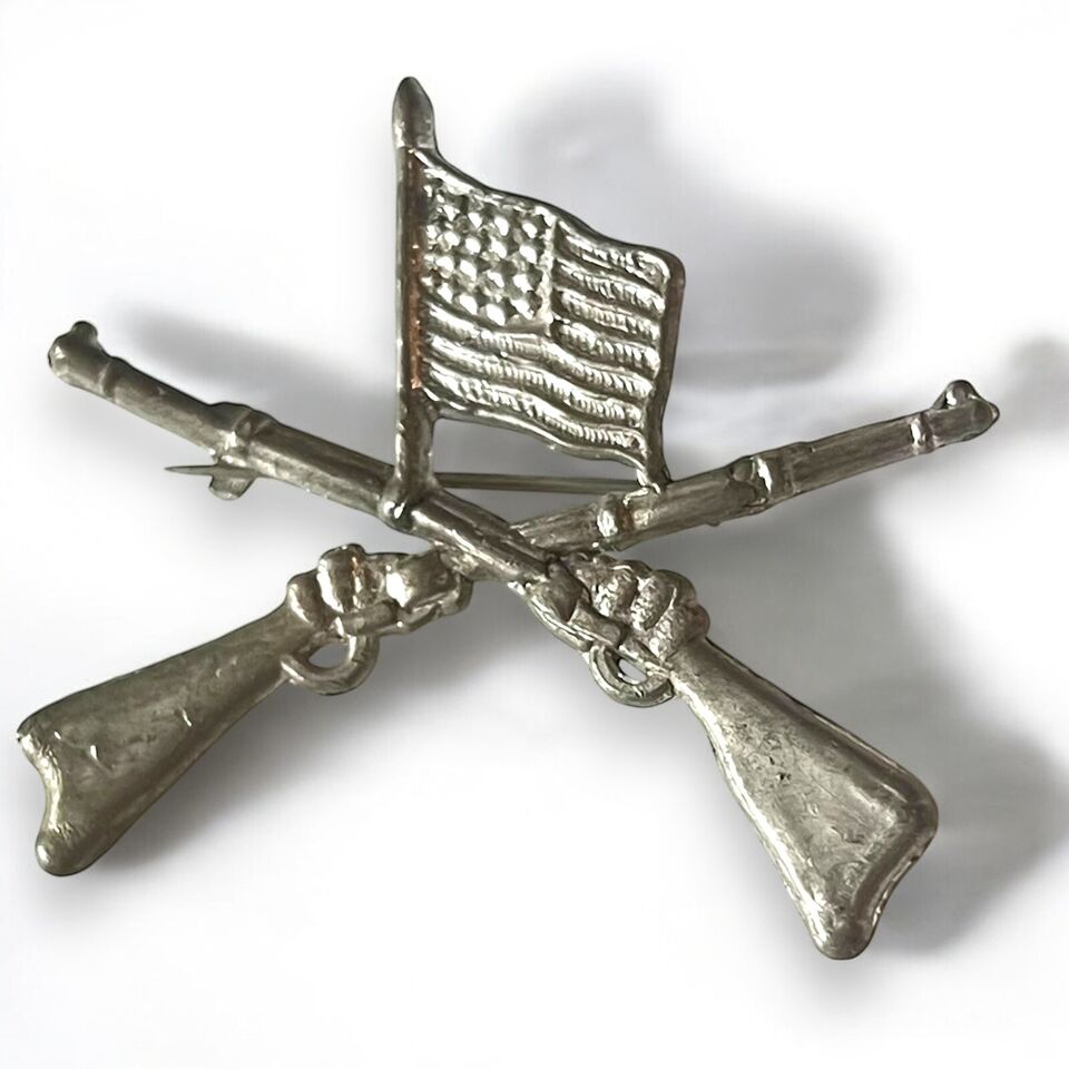 American Flag Crossed Rifles Pin Patriotic Military Themed Brooch ...