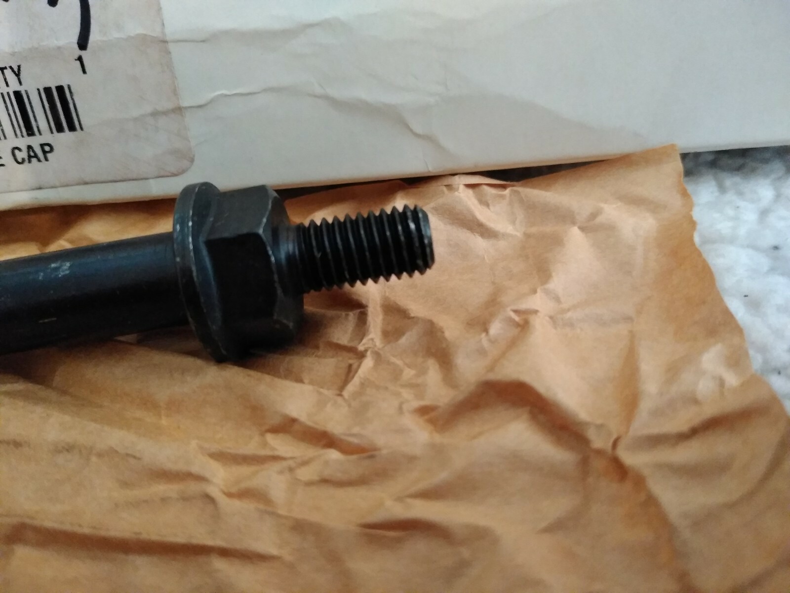 Cummins SCREW,STUDDED FLANGE CAP 3943718 | eBay