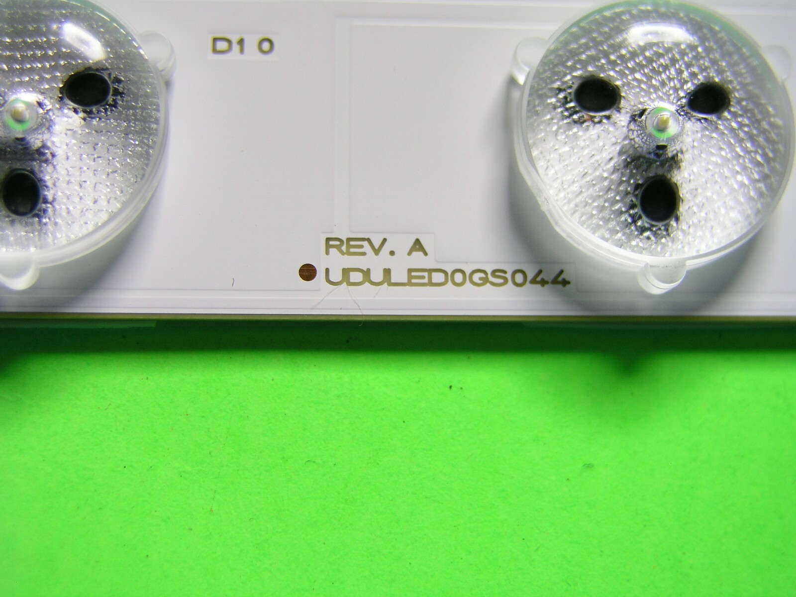 Emerson OEM LED Backlight Strip LF501EM5F UDULED0GS044 (right side) | eBay