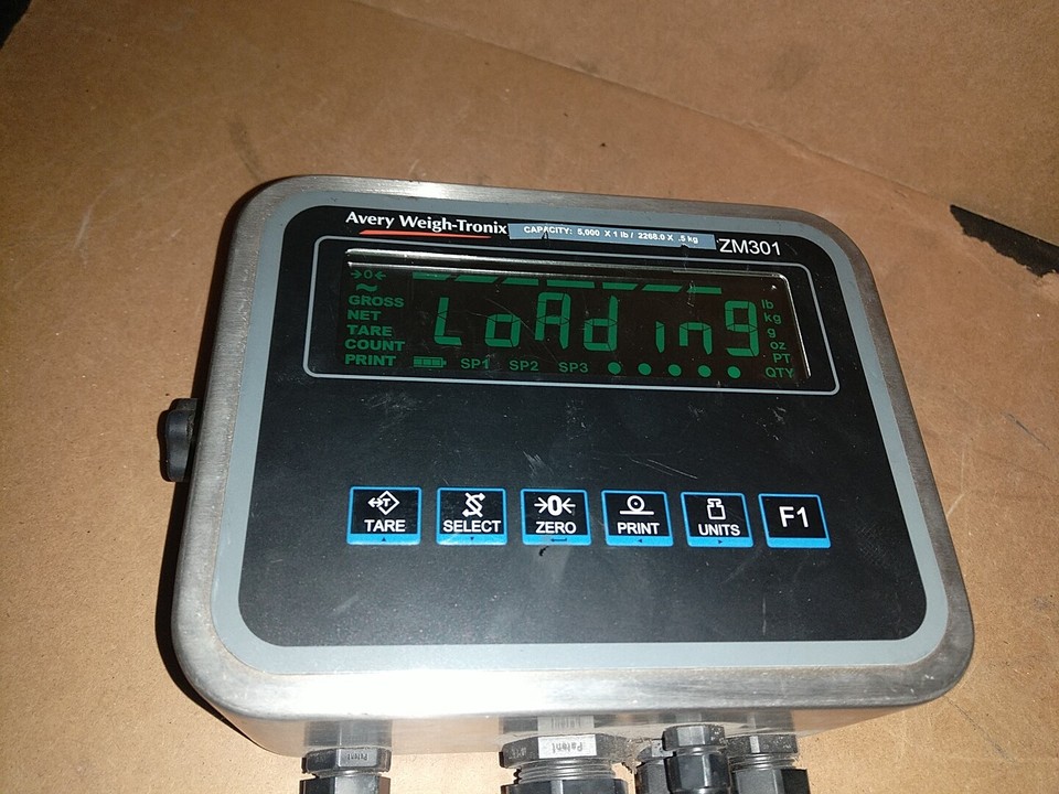 Avery Weigh-Tronix Model # ZM301-SD1 5000 lb x 1lb readout 2268.0x0.5kg ...