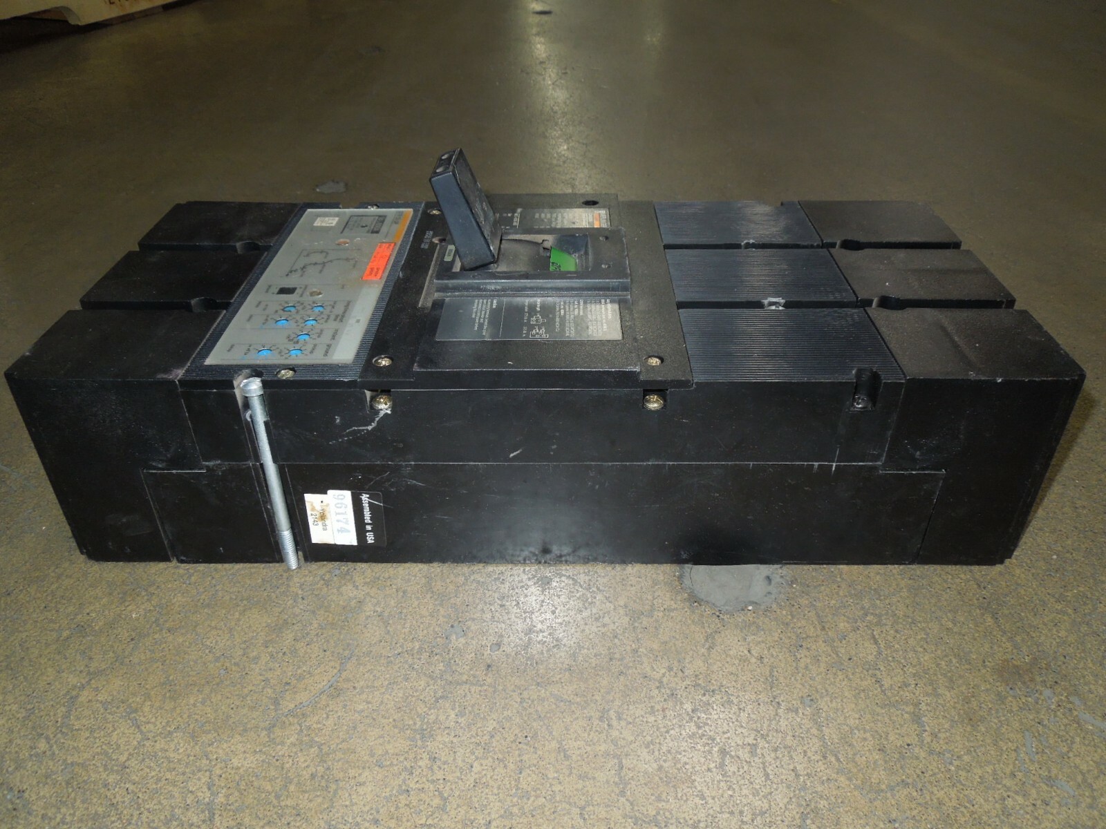 Merlin Gerin Compact CK800N 800A Frame 800A Rated 3P 600V ST55UP Trip w ...