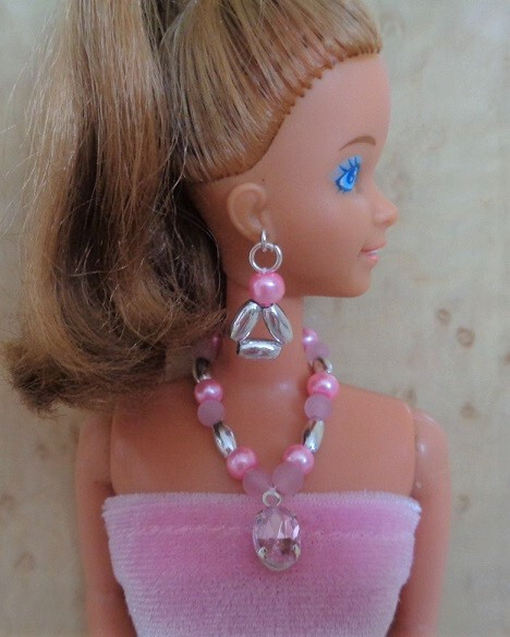 #156 BARBIE Doll Jewelry Pink Silver Pearls Beads Diamond Necklace ...