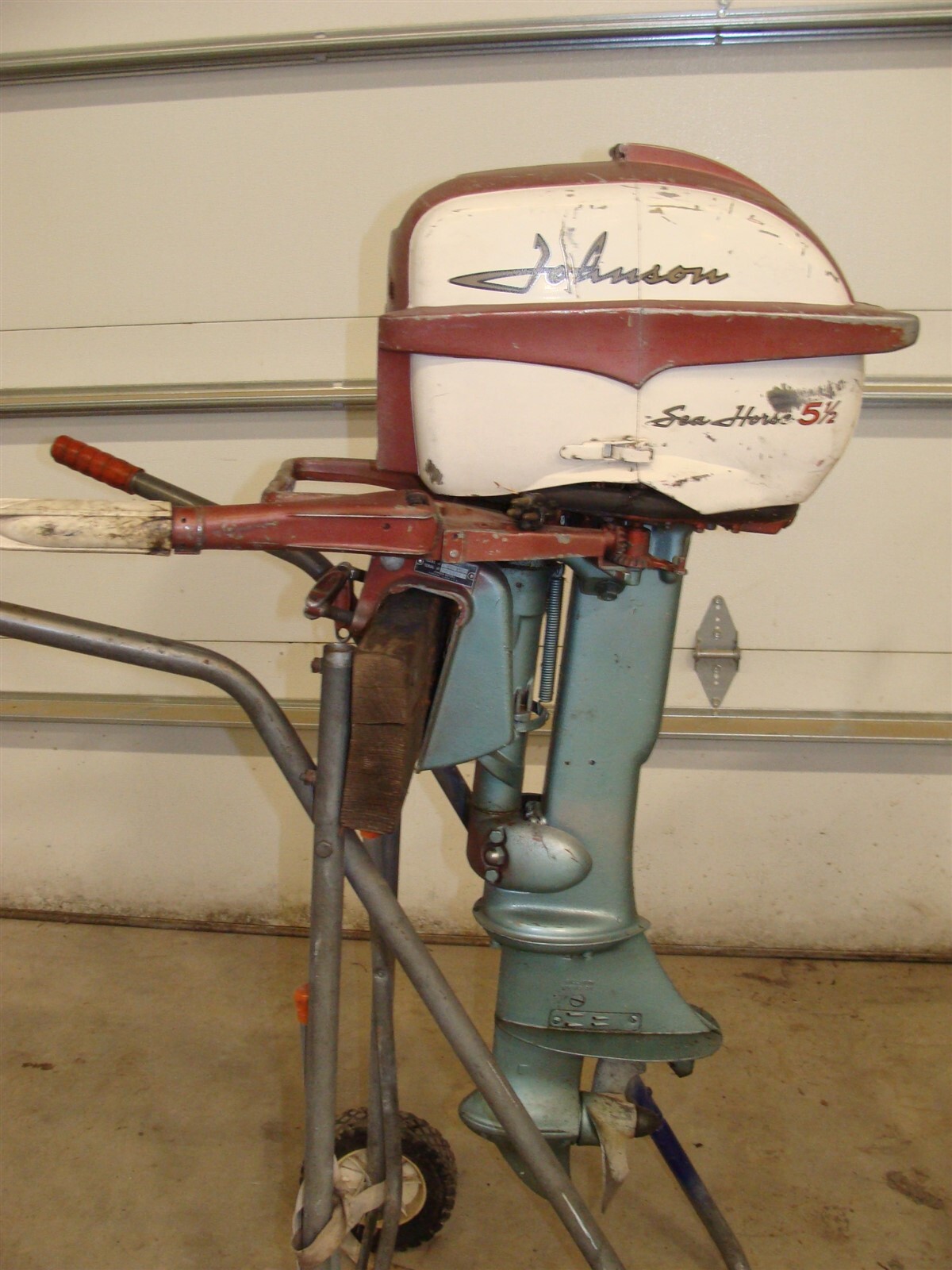 1958 Johnson CD-15 5.5hp outboard motor lower unit drive prop tiller ...