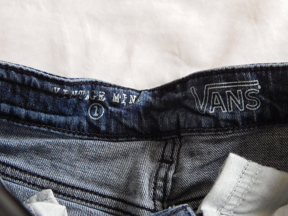 Vans Denim Low Rise Distressed Shorts Size 1 Vintage Mini Medium Wash ...