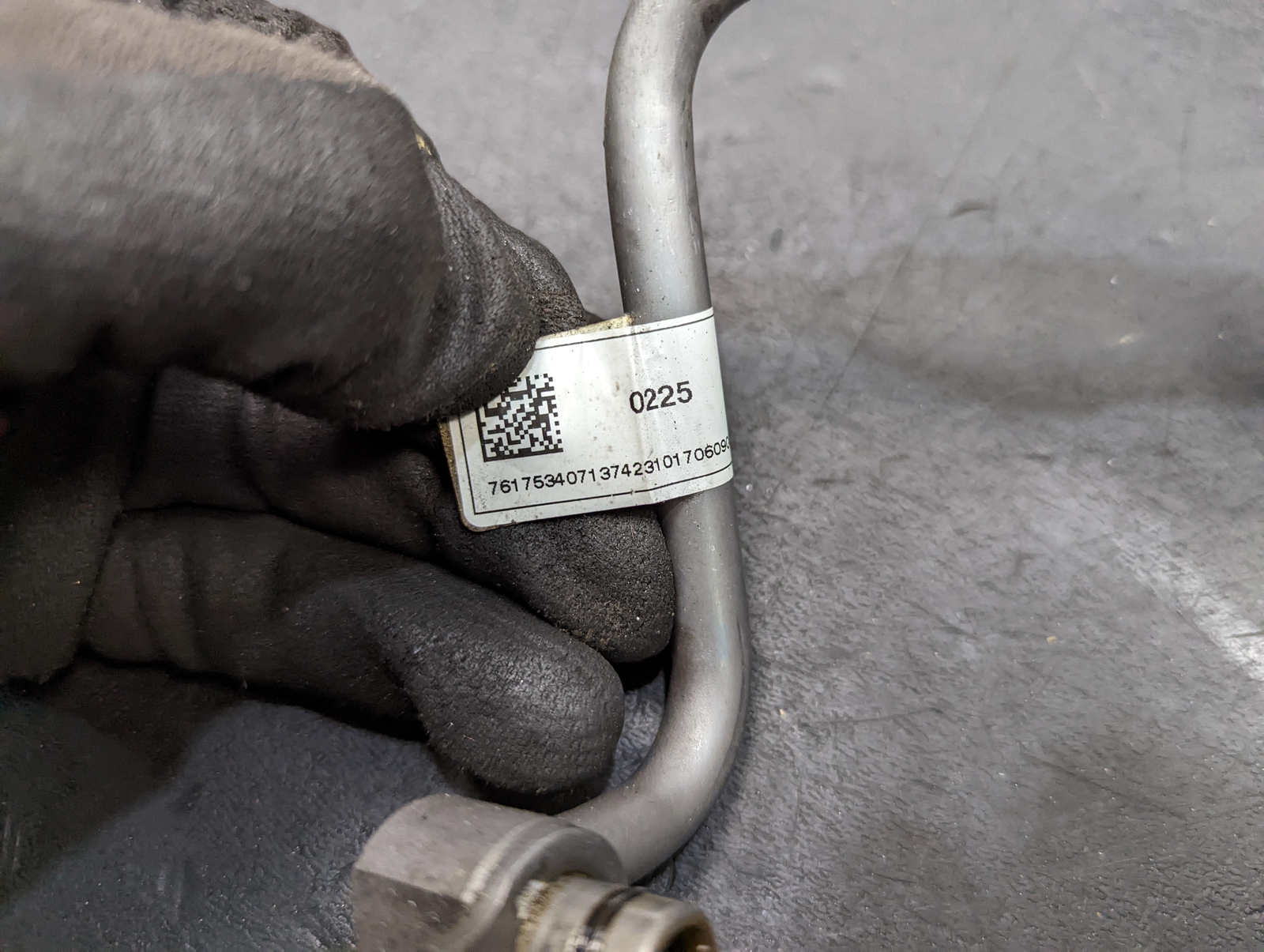 Turbocharger Oil Inlet Tube Pipe 2018 BMW 430i 11427617534 2017 2019 ...