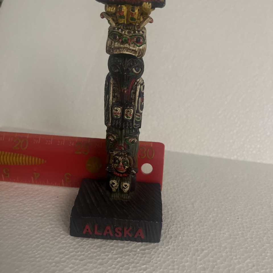 Alaska Resin Totem Pole Figurine People Figures Dragon Wings Bird Beak ...