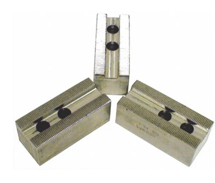 H&R Mfg HR-82-2.0-A Serrated Soft Lathe Chuck Jaws, 1-3/4″x 2″x 4″ 3 ...