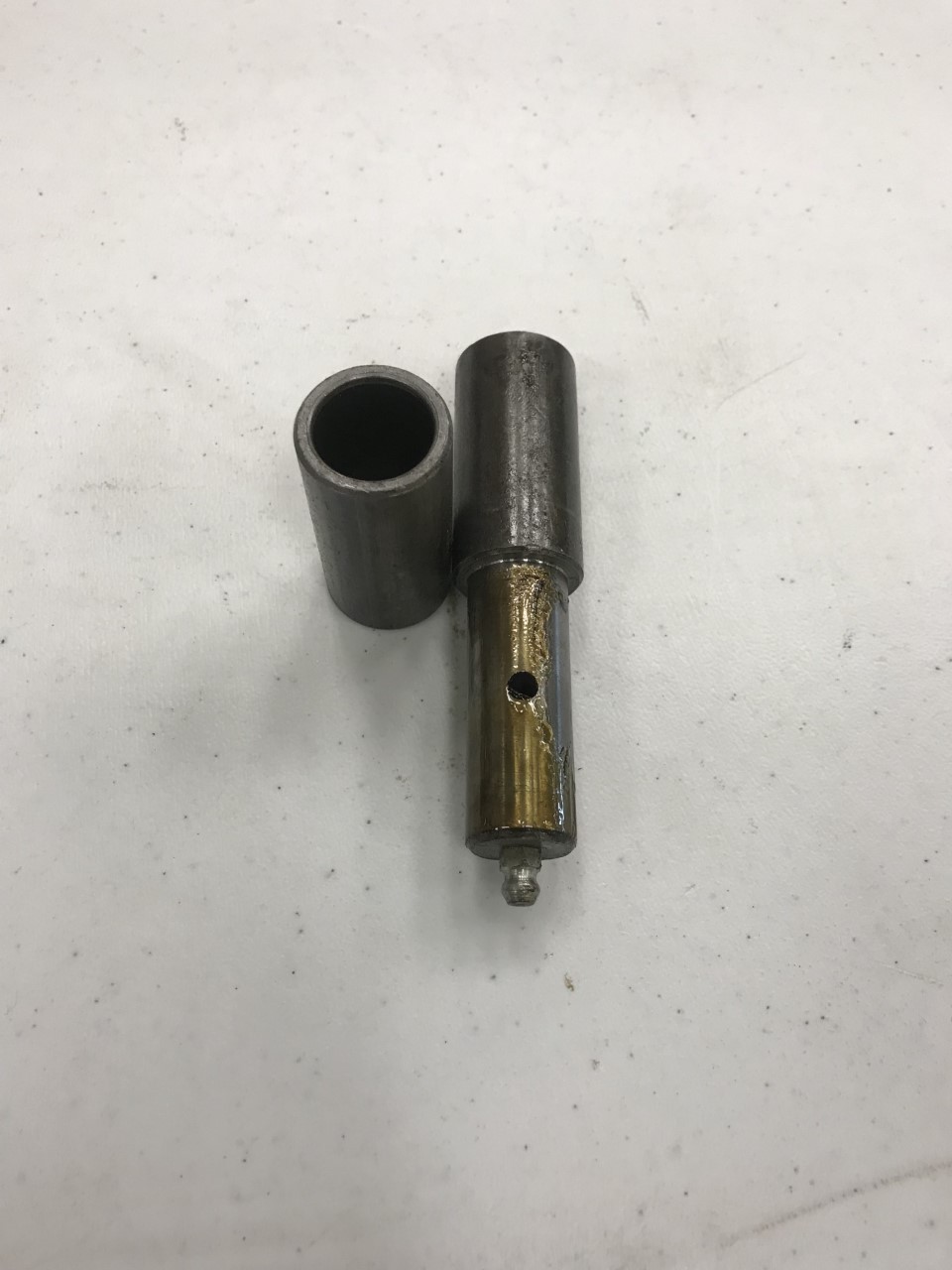 (4) HD Barrel Hinge - 4" x 1" OD weld on gate hinge W/Grease insert # ...