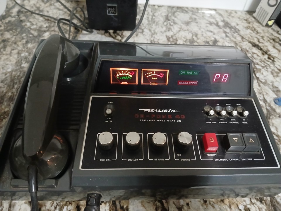 Realistic Navaho TRC-454-CB-Fone 40-channel CB Radio-Works See ...
