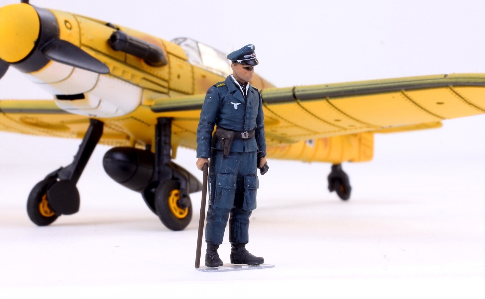 PreSale German Luftwaffe Pilots & Crews (7 figures) WW2 1:48 Pro Built ...
