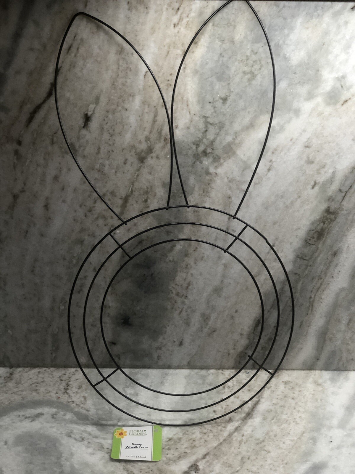 SHIP 24HR-Floral Garden Bunny Shaped Metal Wreath Form, 17.375x9.5-in ...