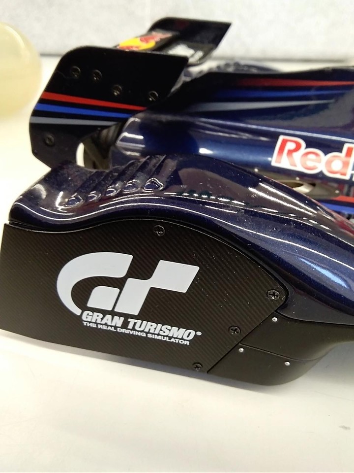 1 18 Gran Turismo Red Bull X2010 Model number 1 18 GRAN TURISMO RED ...