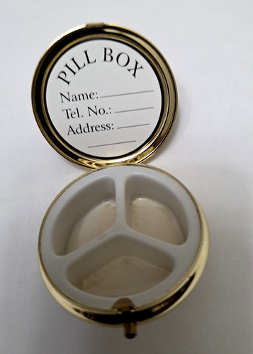 Vintage Victorian Art Pictured Marie Antoinette 2" Pill Box With 3 ...