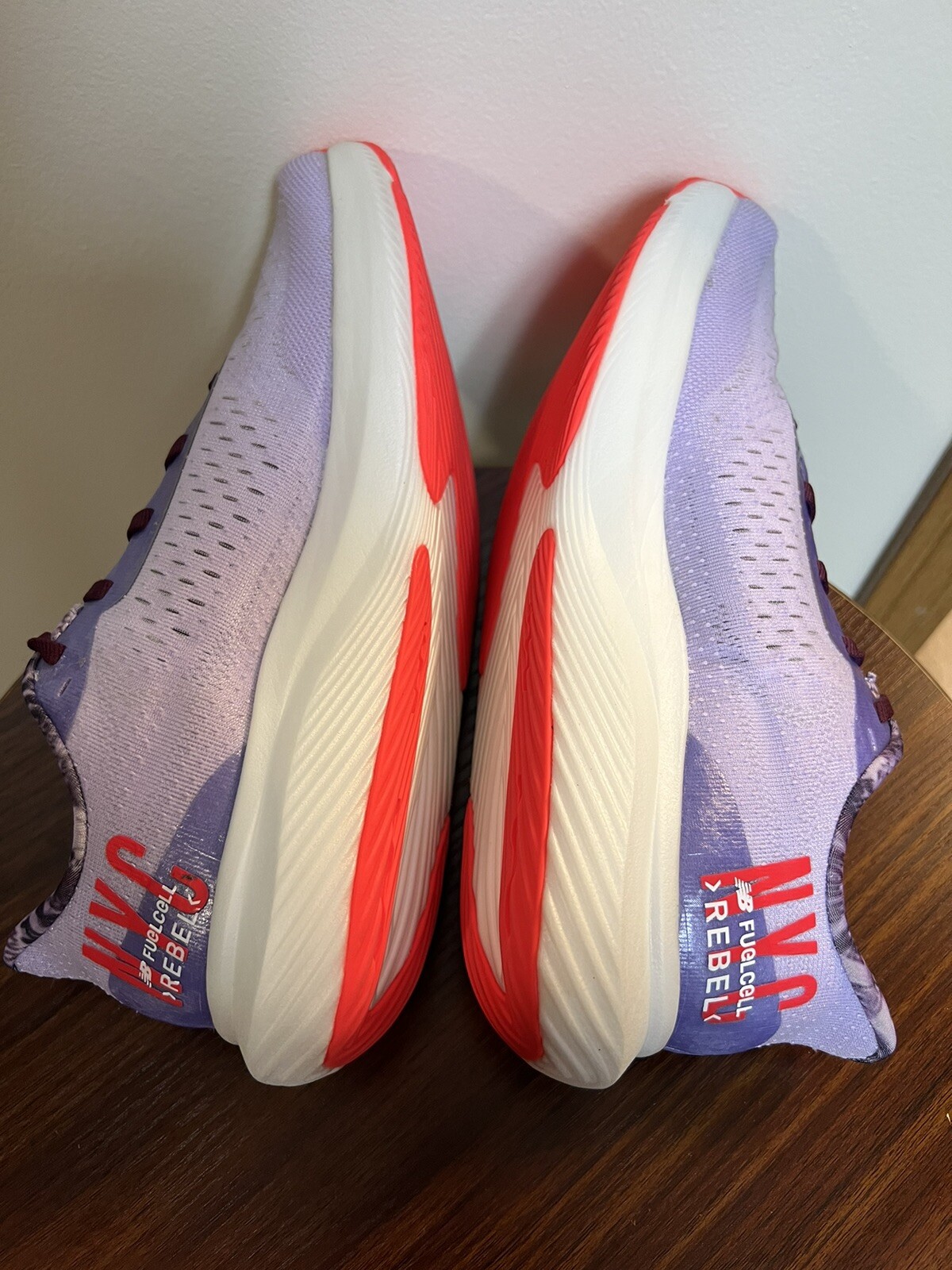 Women's New Balance Fuel Cell Rebel V3 - NYC Edition … - Gem