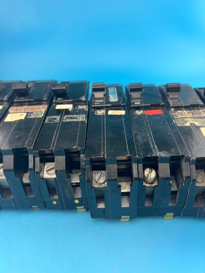Q12100TF Square D 100 Amp 2 Pole Circuit Breaker Type Q1TF Top Feed ...