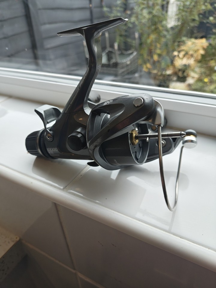 Shimano 1000 XTE Bait runner Reel | eBay UK