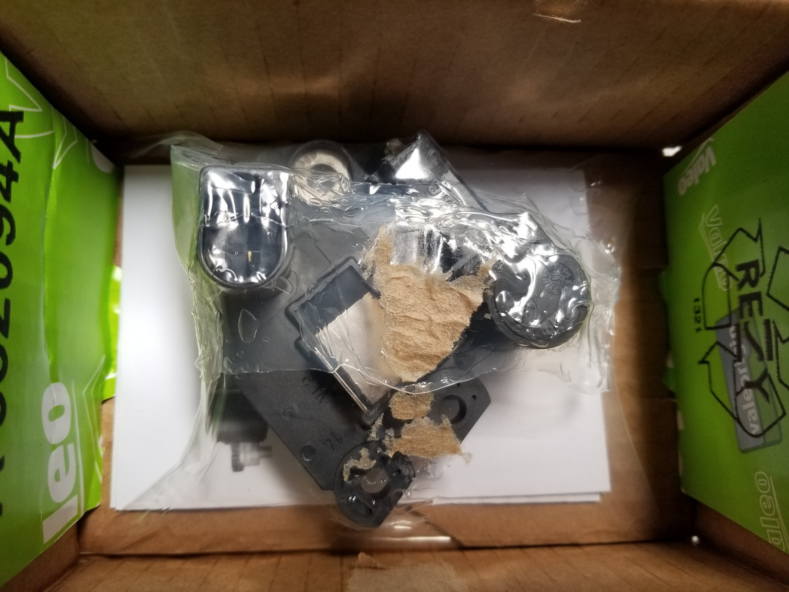 New Valeo OEM Internal Voltage Regulator 2543279, 595243, 82-52N | eBay