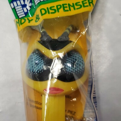 PEZ - Bugz Super Bee Dispenser Green Yellow Packaging Grape Candy Fun ...