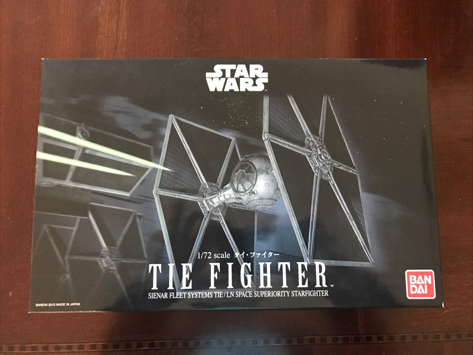 Star Wars Plastic model kit Tie Fighter 1/72 Bandai - NEW
