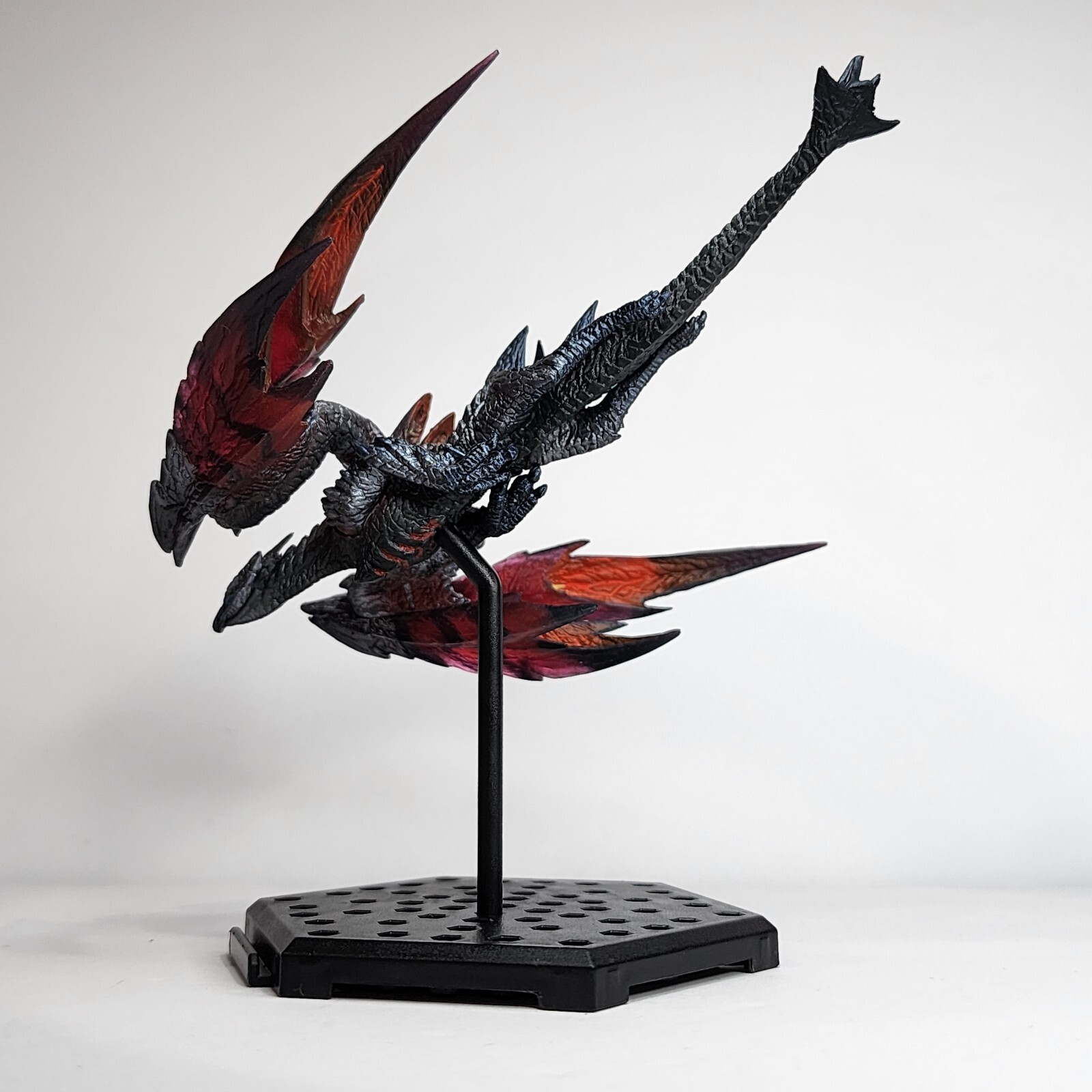 Monster Hunter Vol 21 6" Crimson Glow Valstrax Figure Standard Model ...