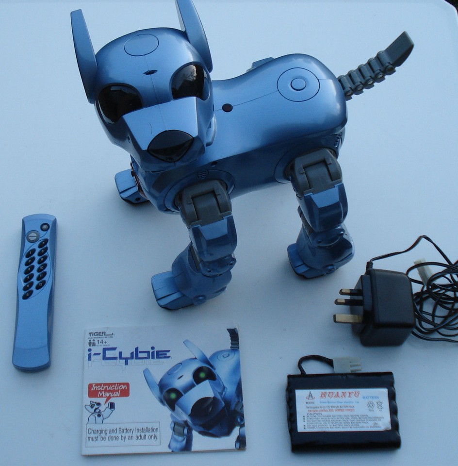 I-Cybie Robot Dog Gold Retro Toy RETRO & RARE Boxed Hasbro Tiger RC ...