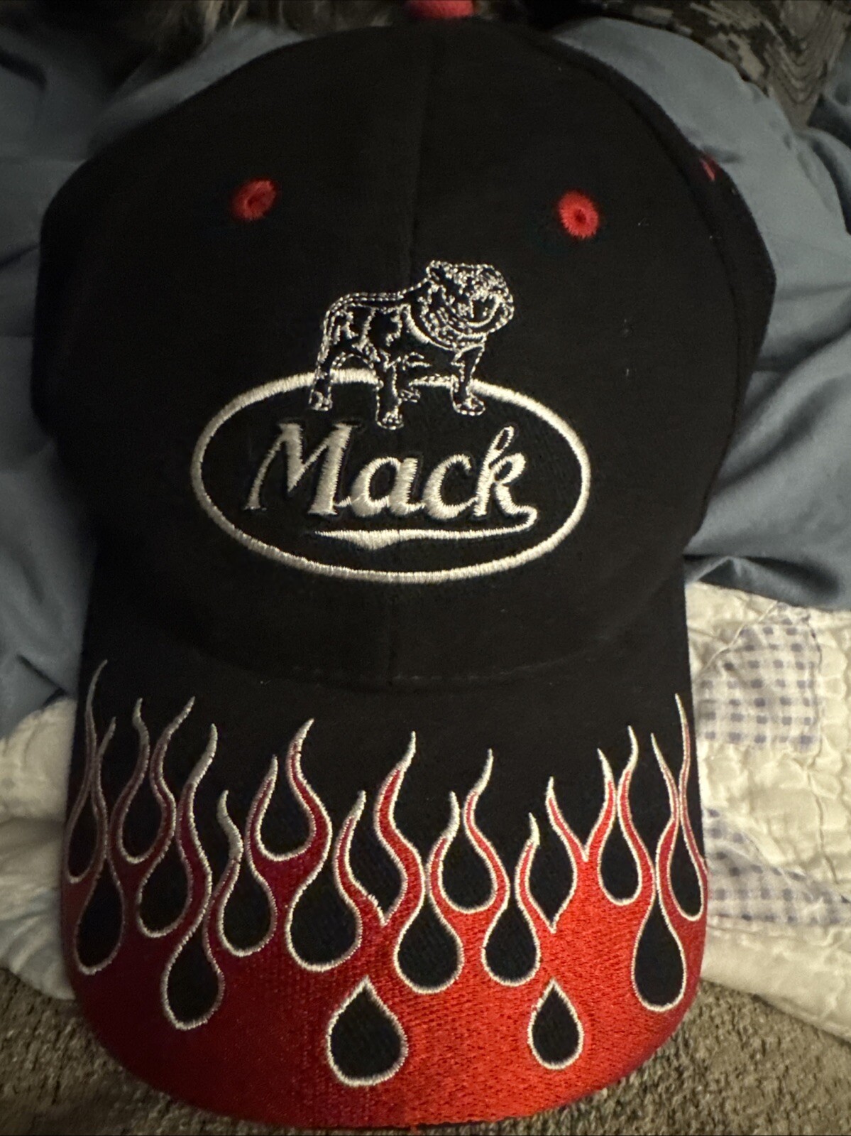 MACK TRUCKS TRUCKER HAT CAP BULLDOG WITH FIRE FLAME D… - Gem