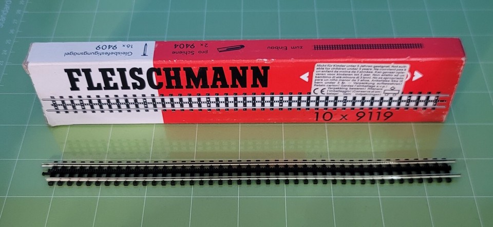 CB14 Fleischmann N Scale 9 Inch Flexible Track #9119 -One Piece, Box ...