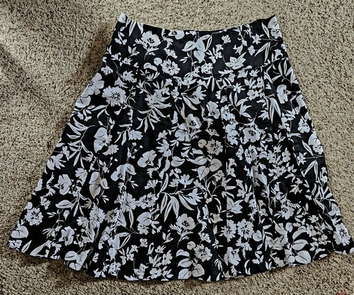 Chaps Women's A-Line Full Skirt Size 14 Black White Tropical Floral ...