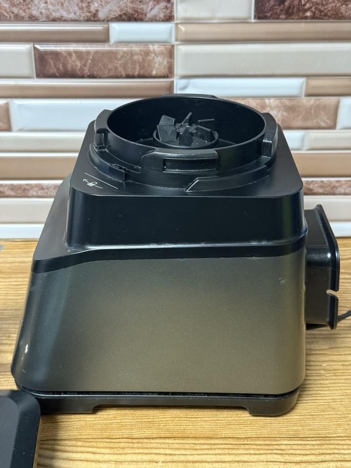 Ninja Auto IQ Blender Base BN701 - BASE - BLENDER LID - BLADE ...